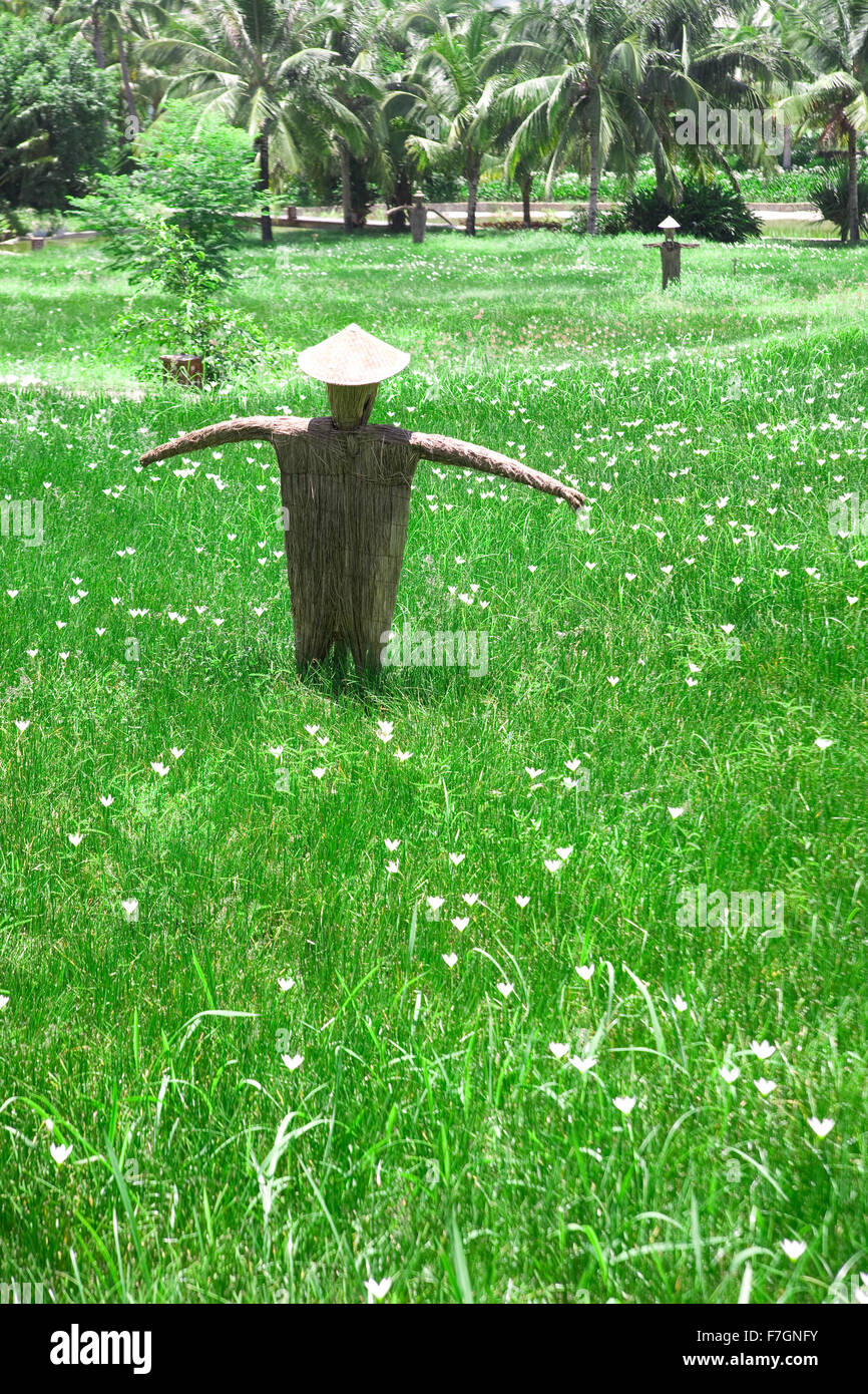 Scarecrow in a farm Stock Photo - Alamy