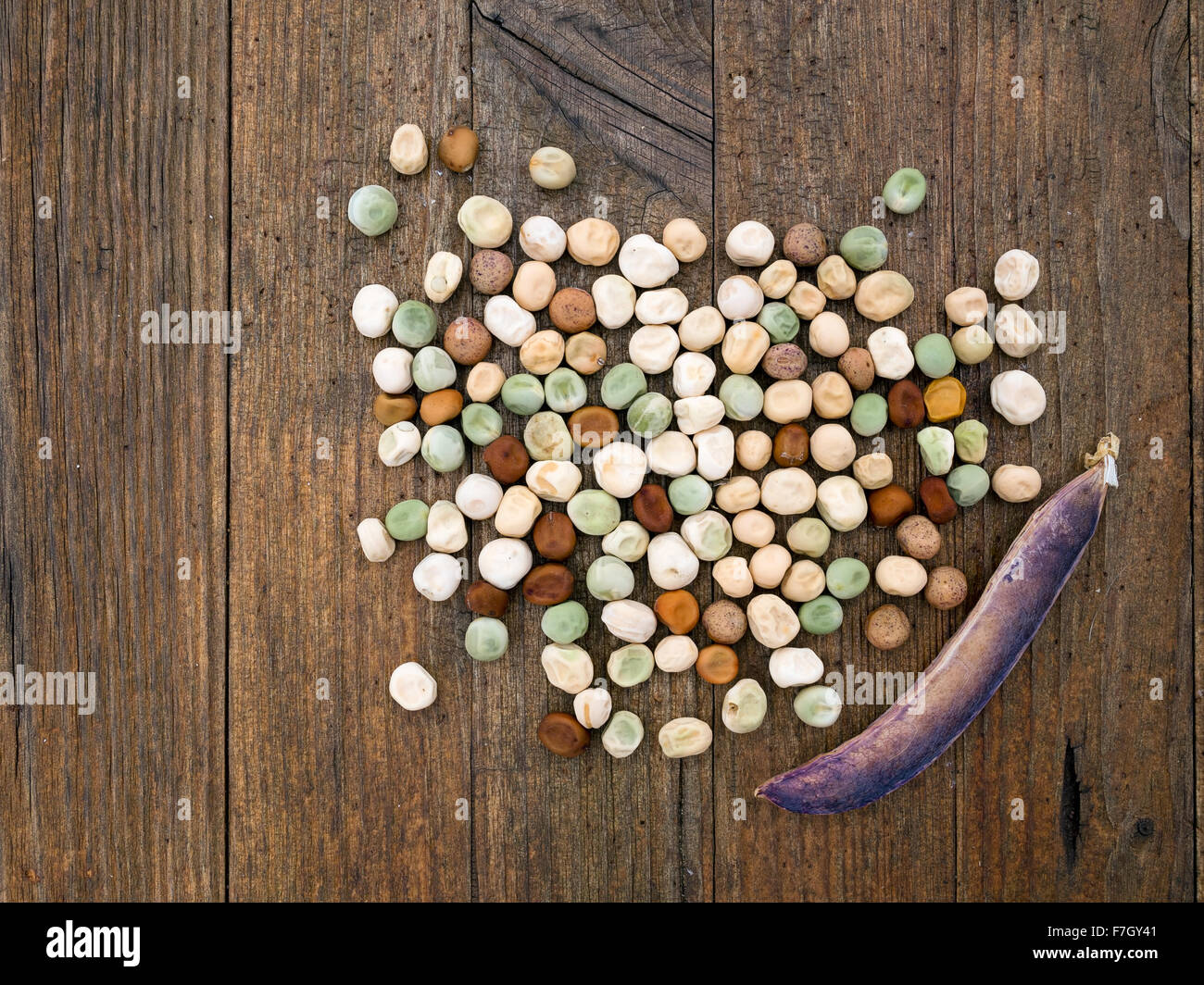 Pea seeds hi-res stock photography and images - Alamy