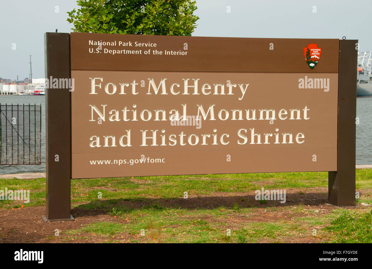 Entrance sign, Fort McHenry National Monument and Historic Shrine ...