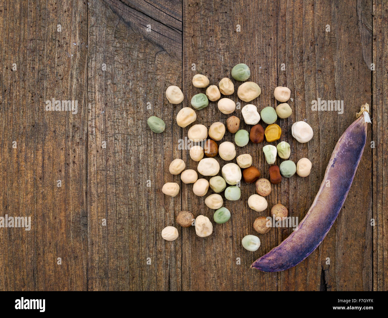 Pea seeds hi-res stock photography and images - Alamy