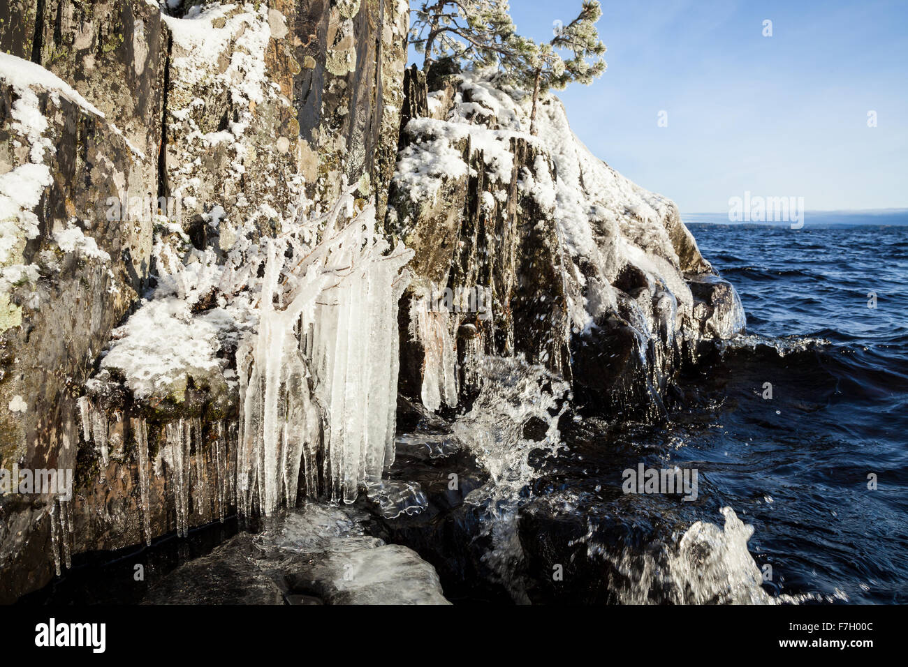 Ice cliff detail hi-res stock photography and images - Alamy