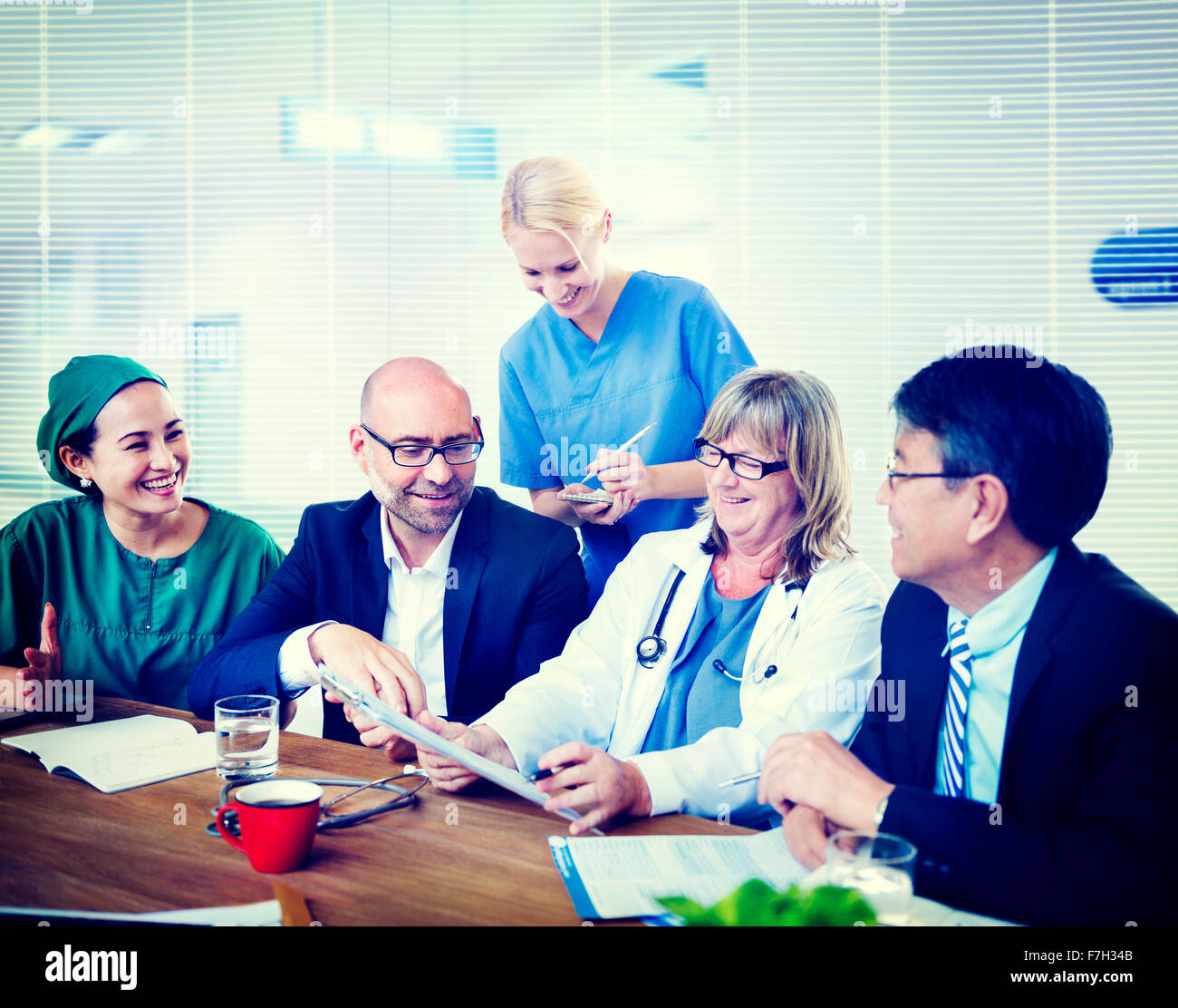 Physician practitioners hi-res stock photography and images - Alamy