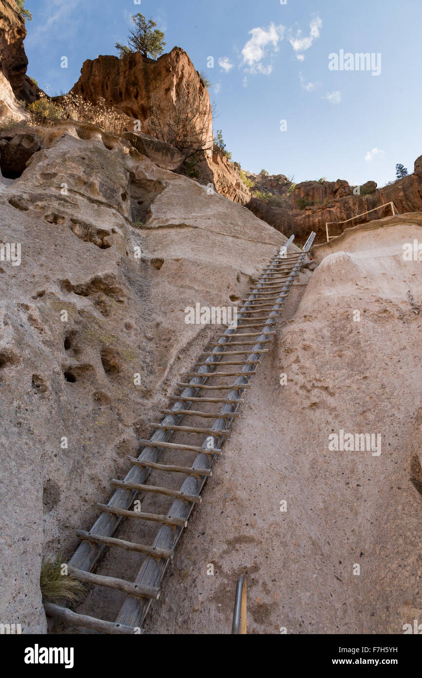 Ladder trail hi-res stock photography and images - Alamy