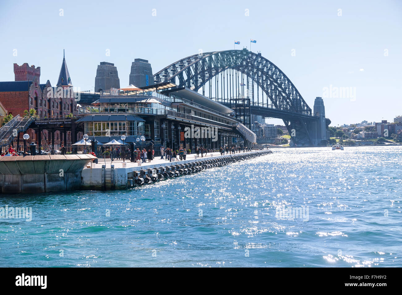 Sydney Darling harbour Ships Sydney Bridge Stock Photo - Alamy