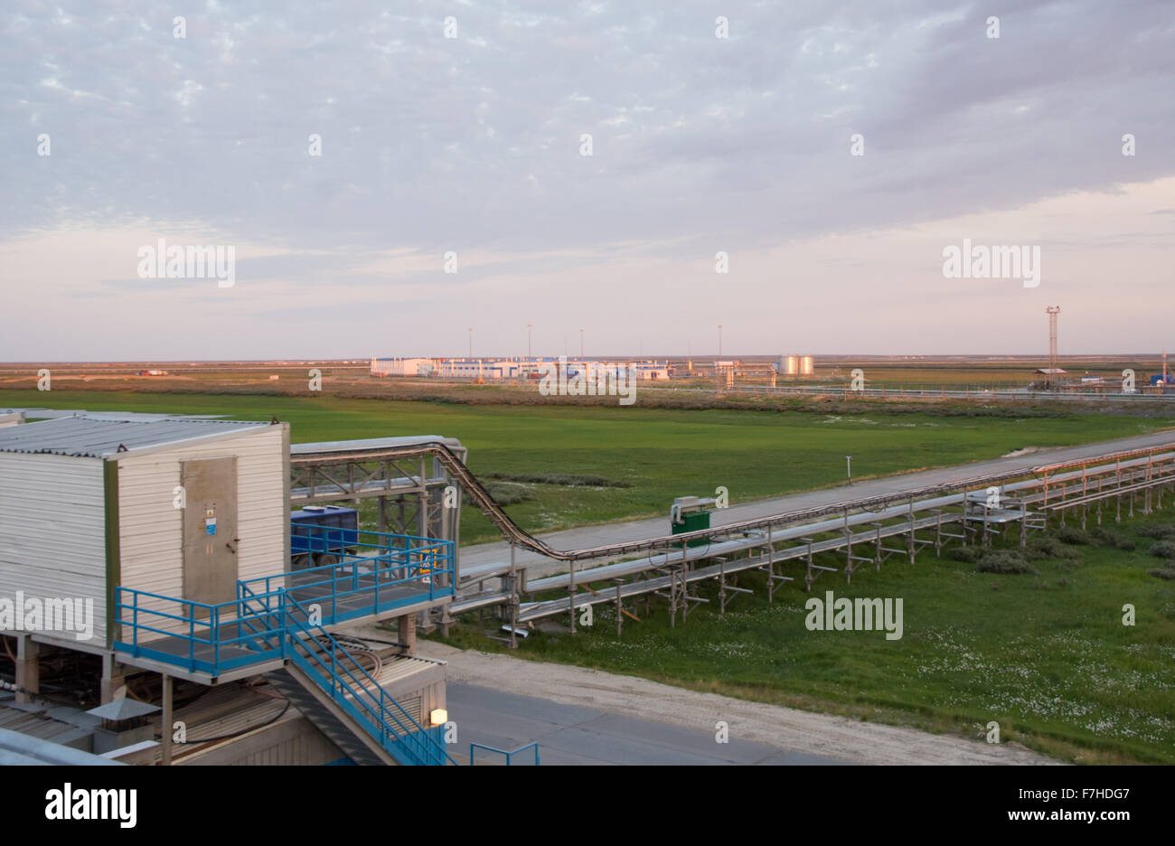 Natural gas field hi-res stock photography and images - Alamy