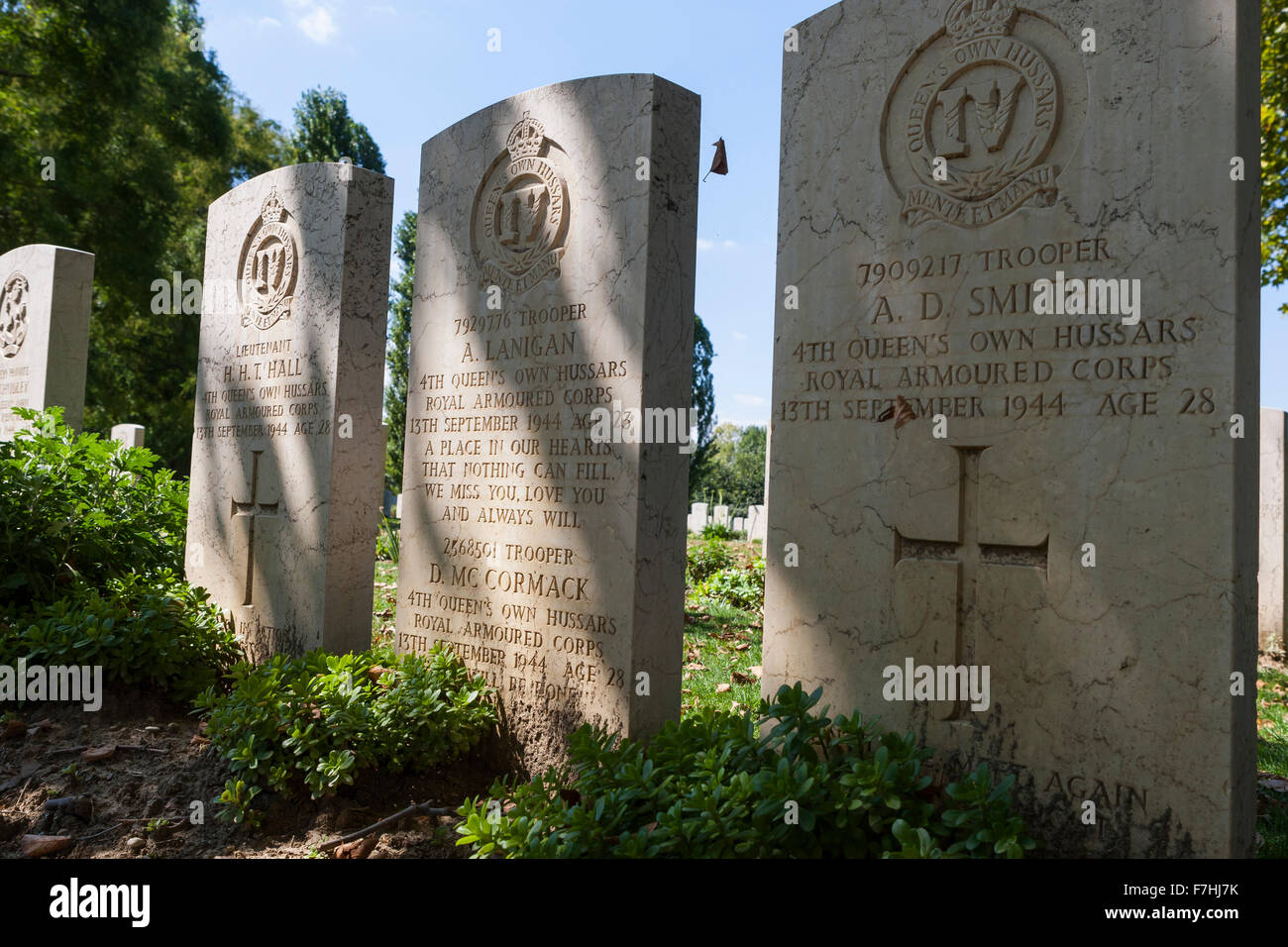 A. D. Smith - trooper, Lanigan/McCormack and Hall. War cemetery,WW2 ...