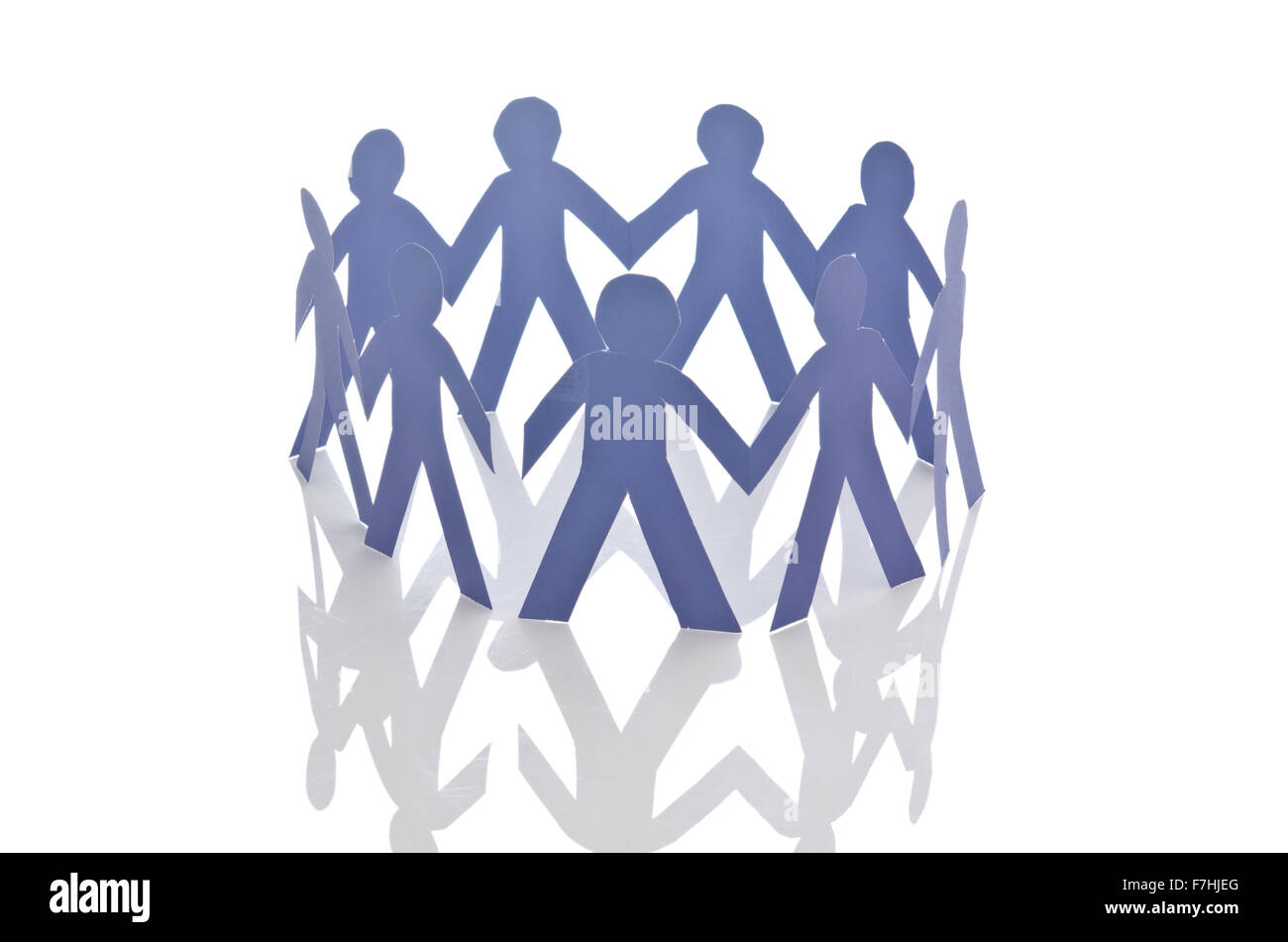 Teamwork concept with paper cut people Stock Photo - Alamy