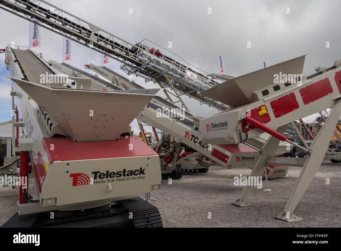 Demonstration of Mobile stacking conveyors at Hillhead Quarrying ...