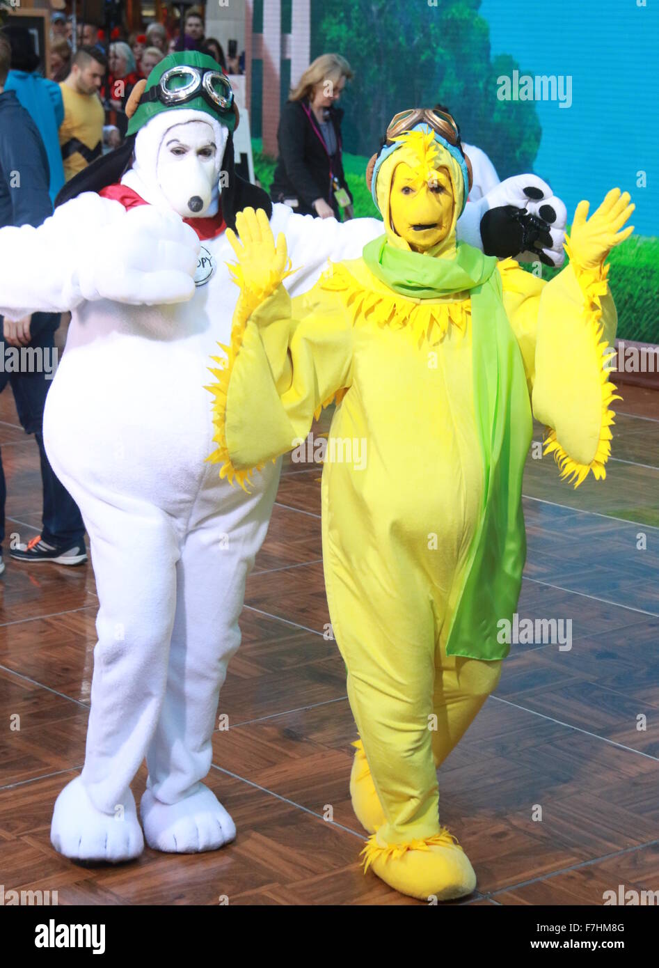Halloween 2015: Good grief! The 'TODAY' show gang goes 'Peanuts' at the ...