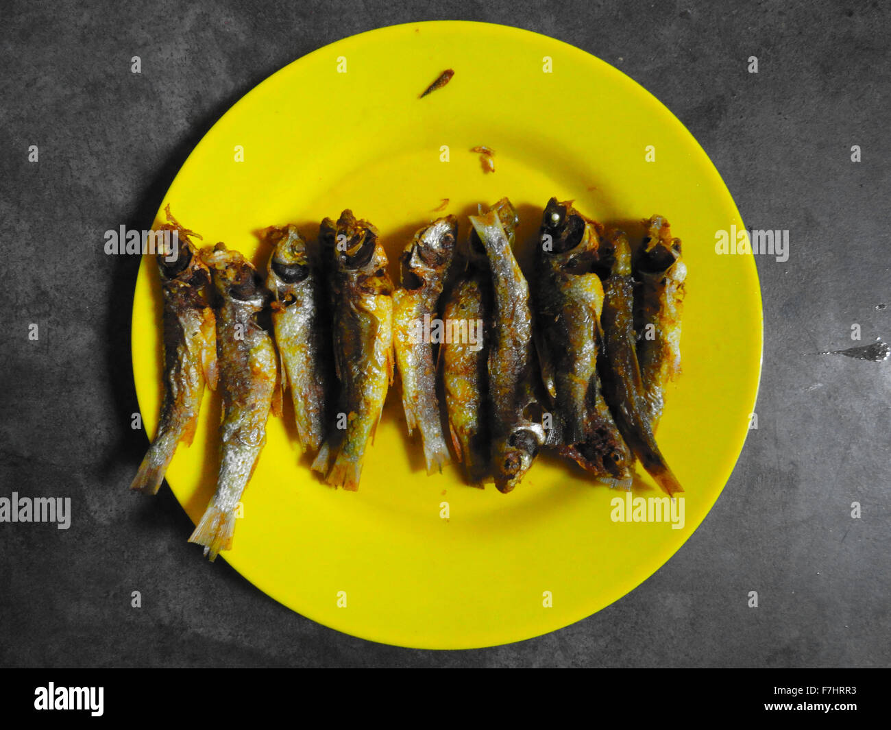 Fish fry in the plate hi-res stock photography and images - Alamy