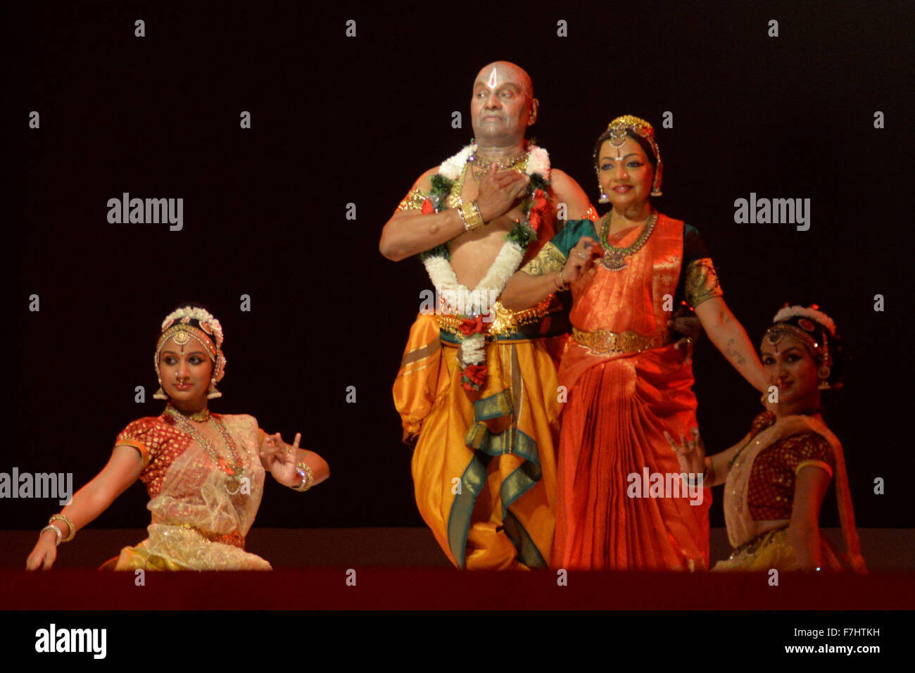 Kuchipudi dance hi-res stock photography and images - Alamy
