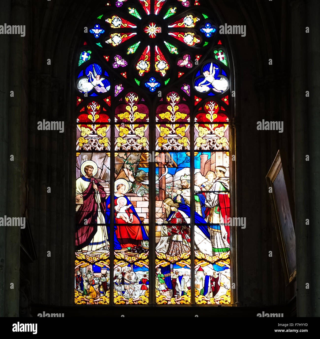 Tours Cathedral, France. Interior with stained glass windows Stock ...