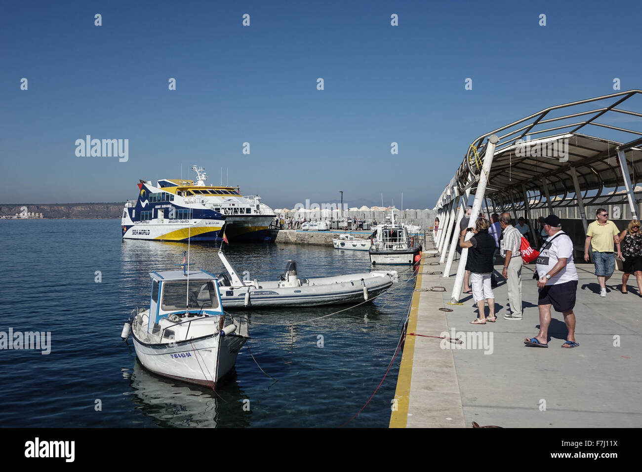 Tabarca Island, boats in the small harbour Stock Photo - Alamy