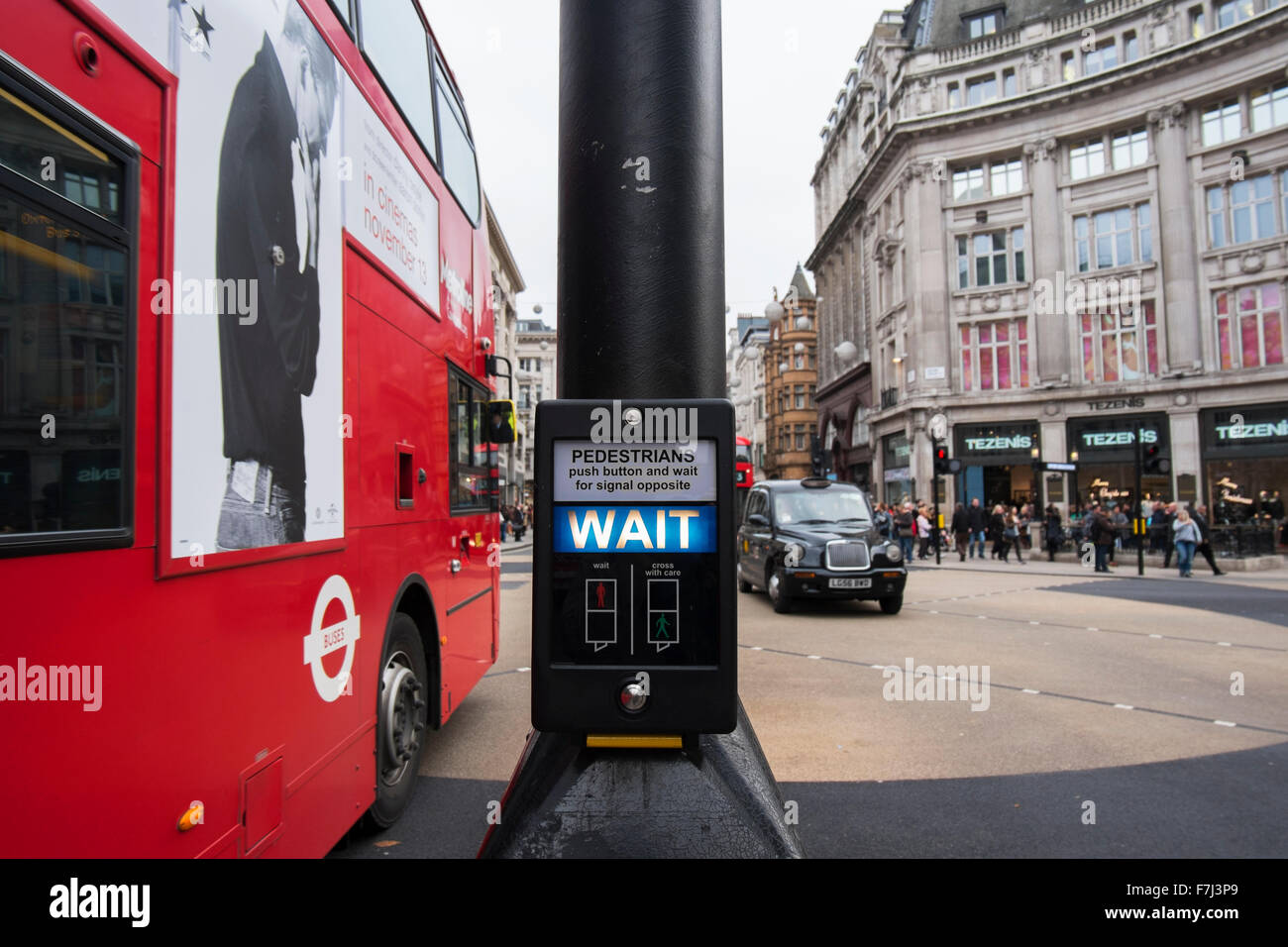 Buses driving through Oxford Circus in London, England, UK Stock Photo ...