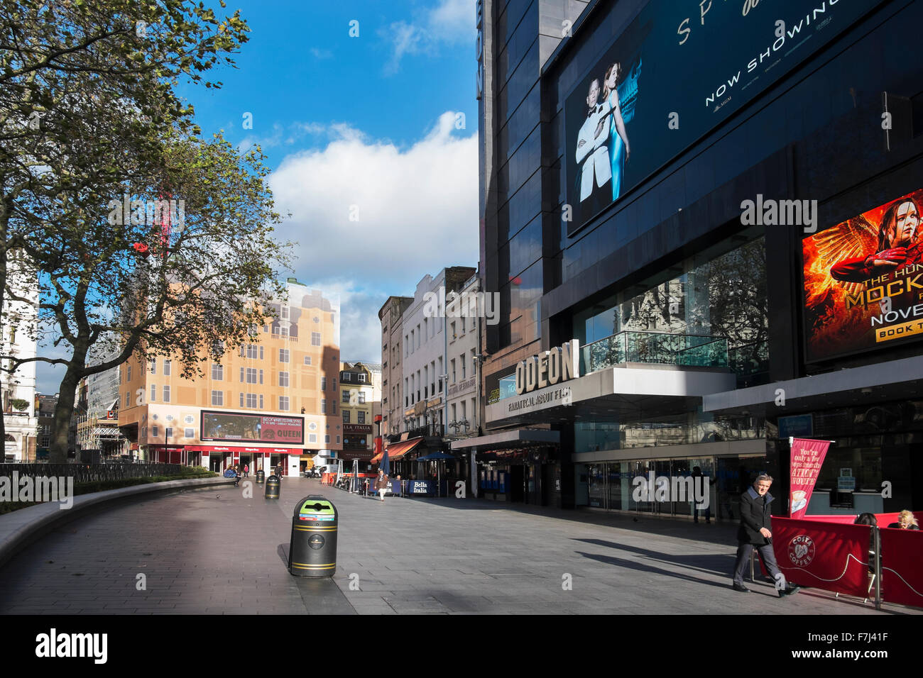 The Odeon cinema showing the James Bond film Spectre in Leicester ...