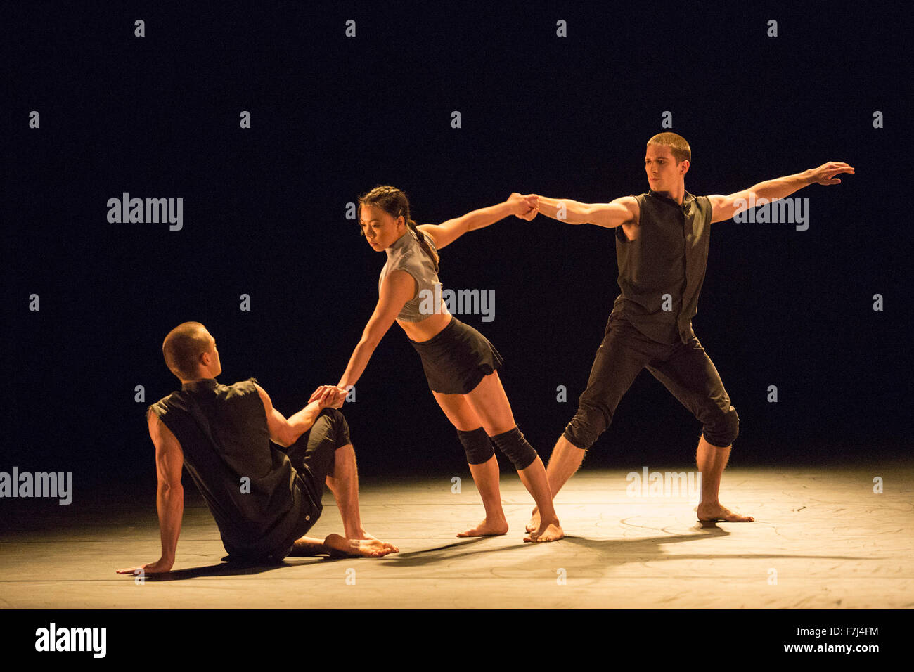 24/11/2015. London, UK. Broken Fall performed by Yu-Hsien Wu, Adam ...