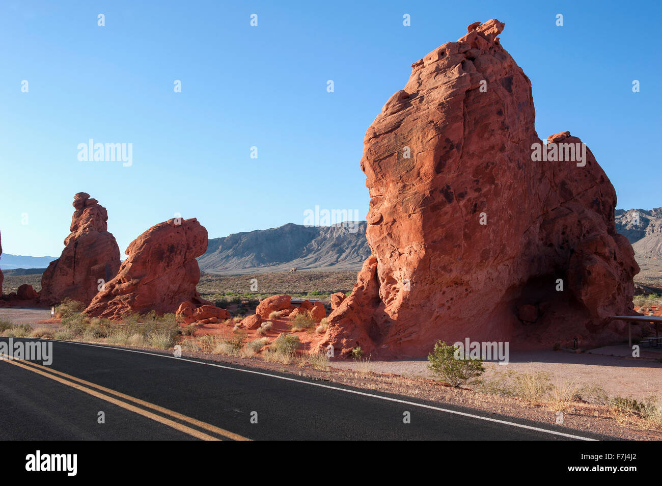 Rock formations along road in Valley of Fire State Park, Nevada, USA ...