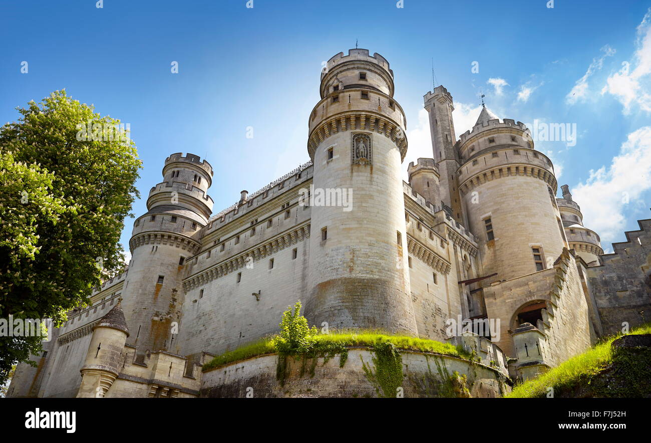 Medieval castle french hi-res stock photography and images - Alamy