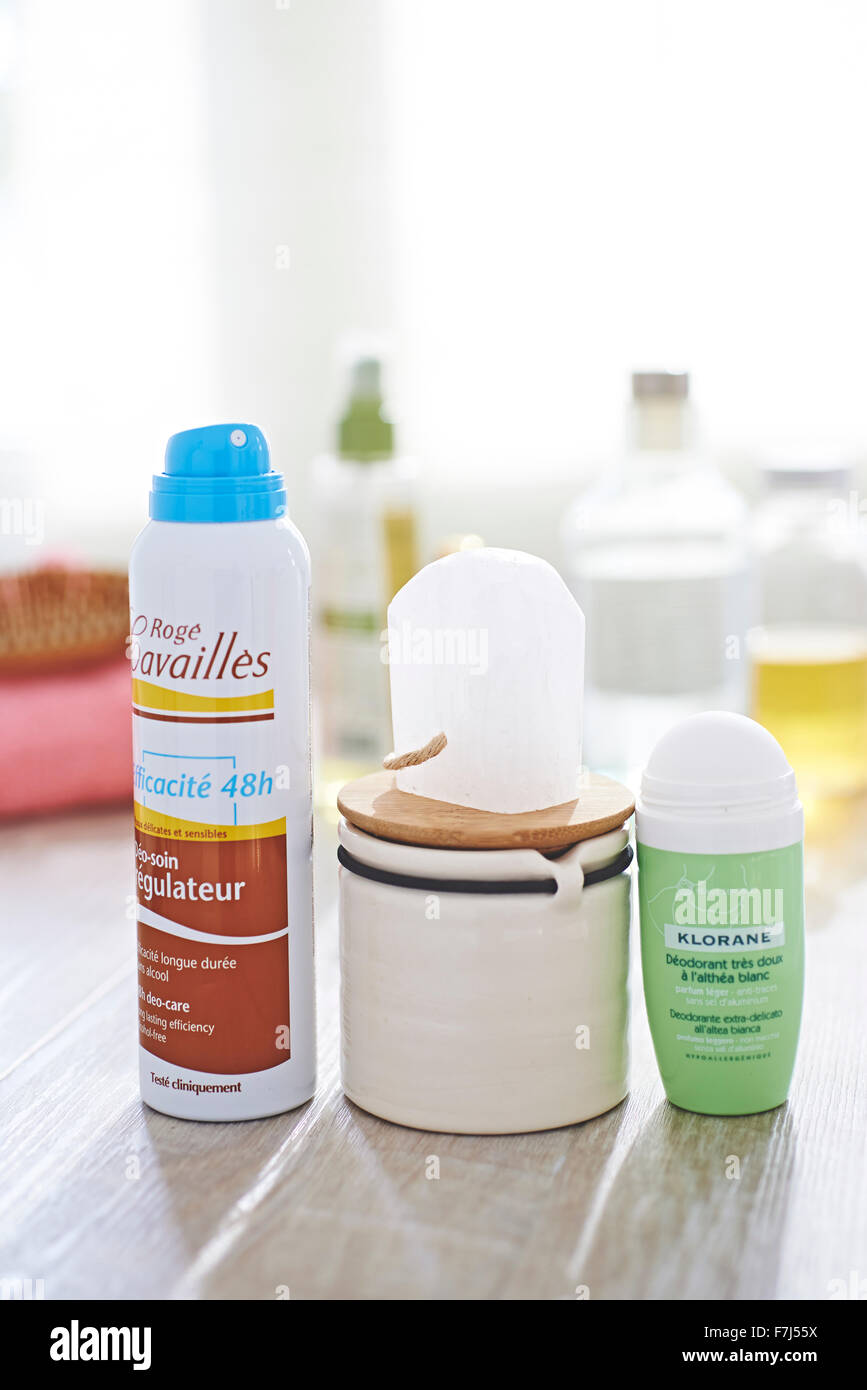 Deodorant Spray Stock Photos & Deodorant Spray Stock Images - Alamy