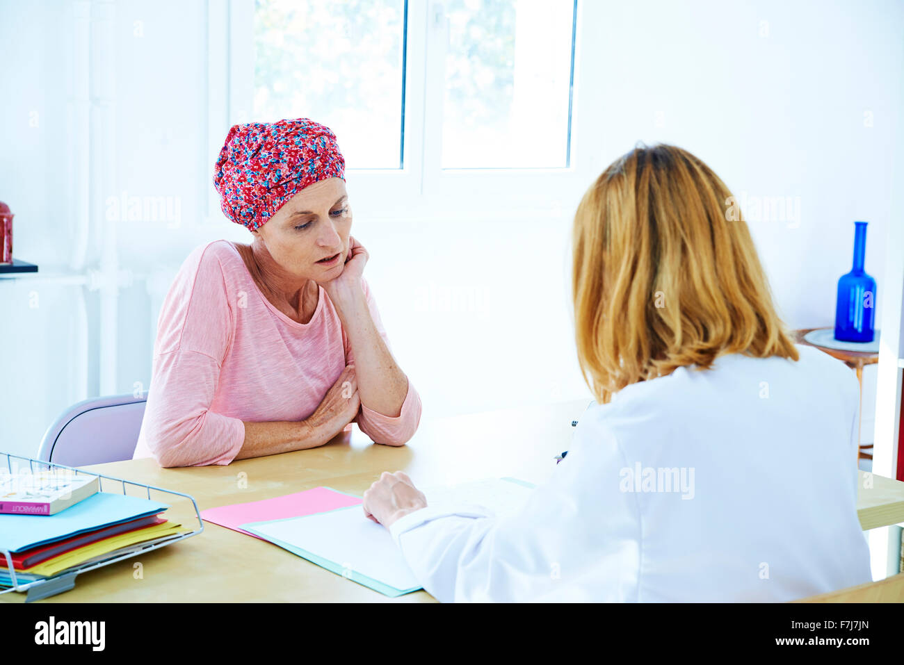Cancer doctor results hi-res stock photography and images - Alamy