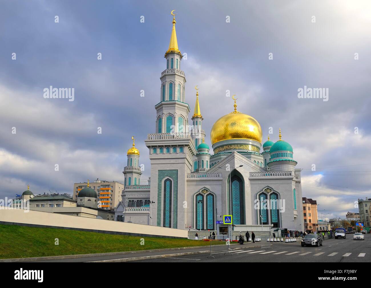 Moscow Cathedral Mosque, the main mosque in Moscow, landmark Stock ...