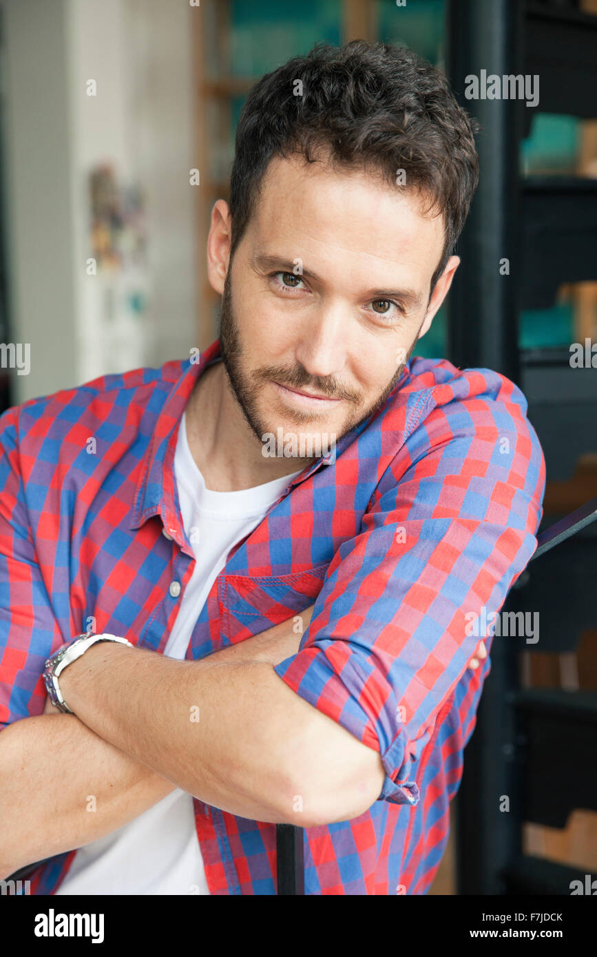 Man with arms folded, portrait Stock Photo - Alamy