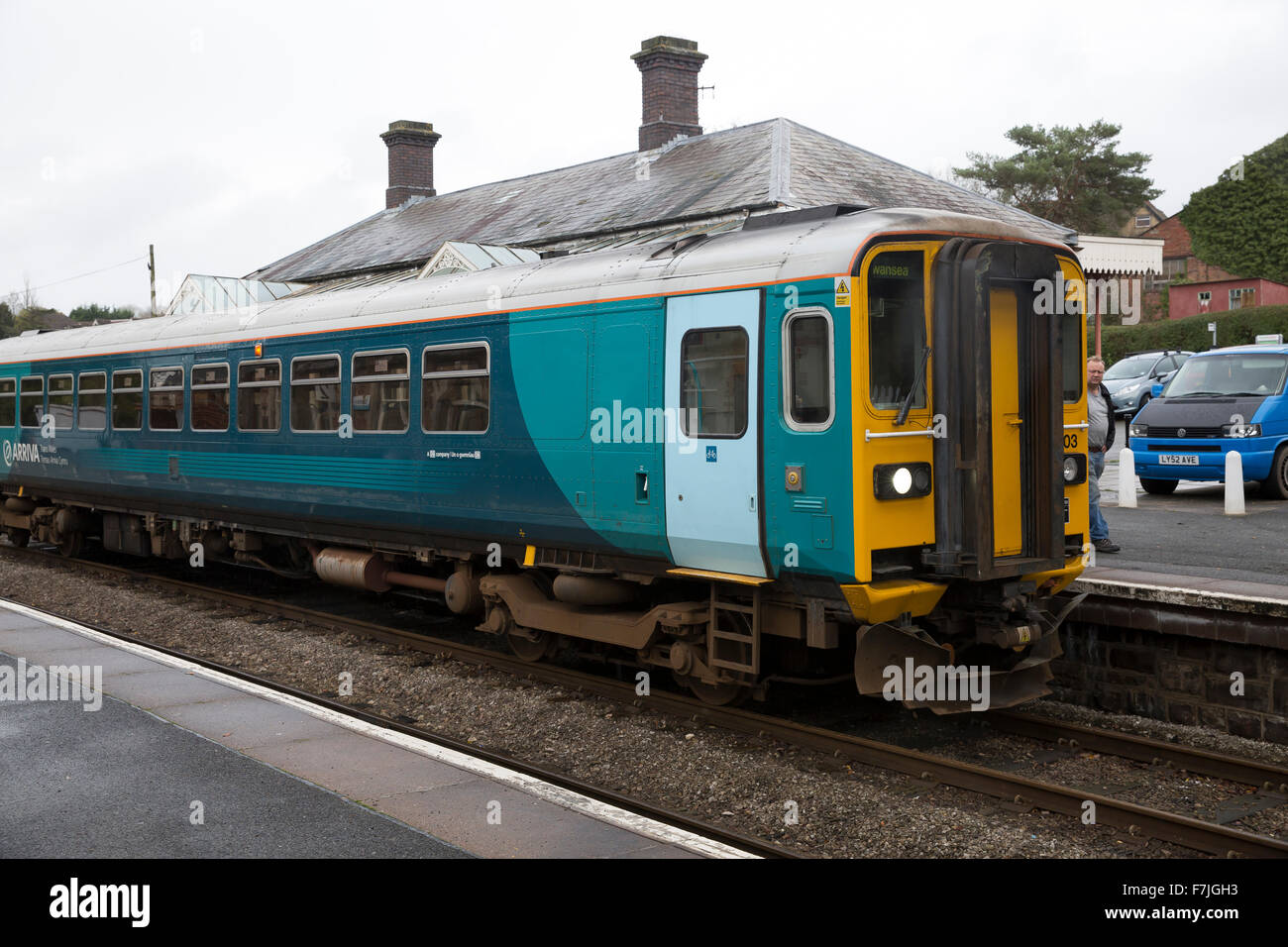 Arriva Coaches High Resolution Stock Photography and Images - Alamy