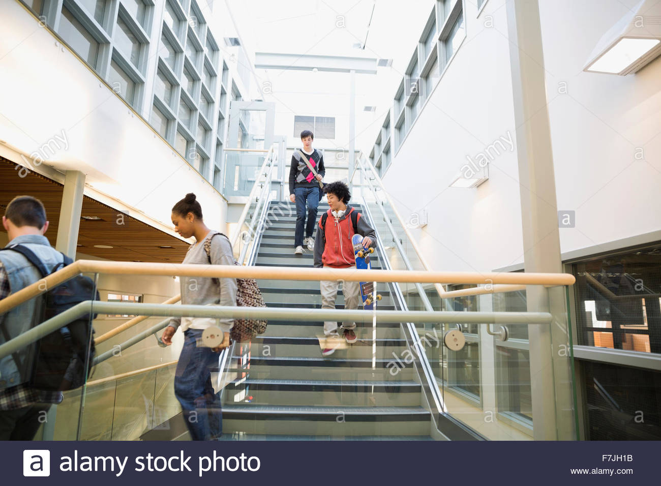 High school hi-res stock photography and images - Alamy