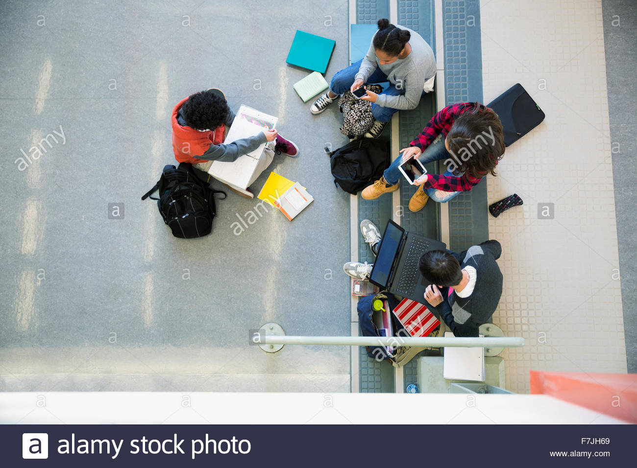 Overhead view students hi-res stock photography and images - Alamy