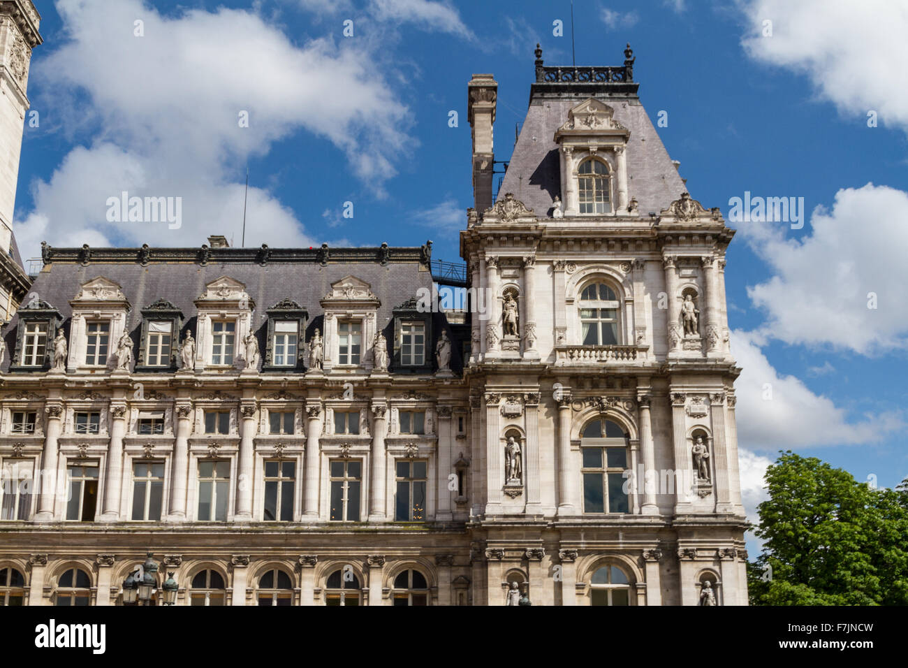 Historic building in Paris France Stock Photo - Alamy