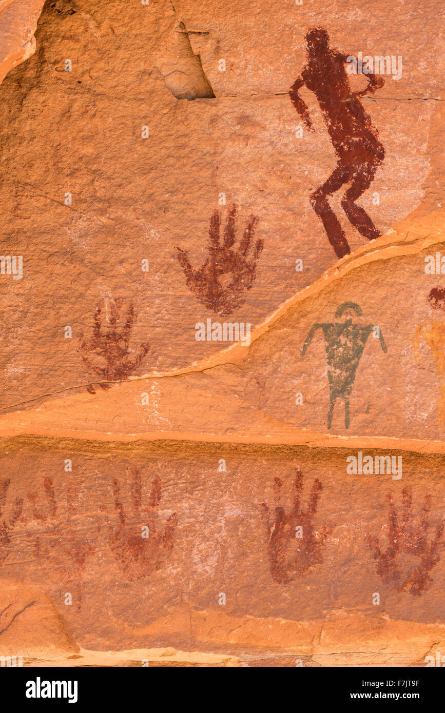 Indian rock art panel hi-res stock photography and images - Alamy