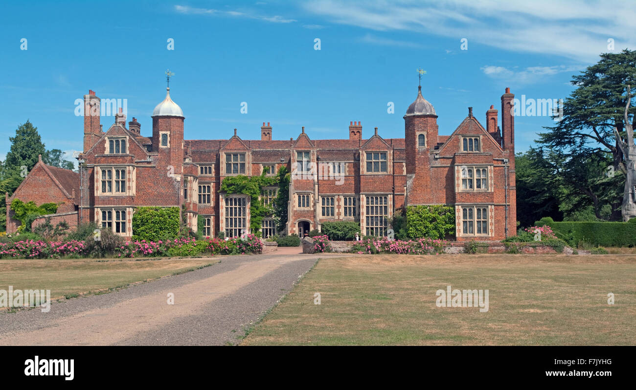 Kentwell Manor Hall Suffolk Stock Photo - Alamy