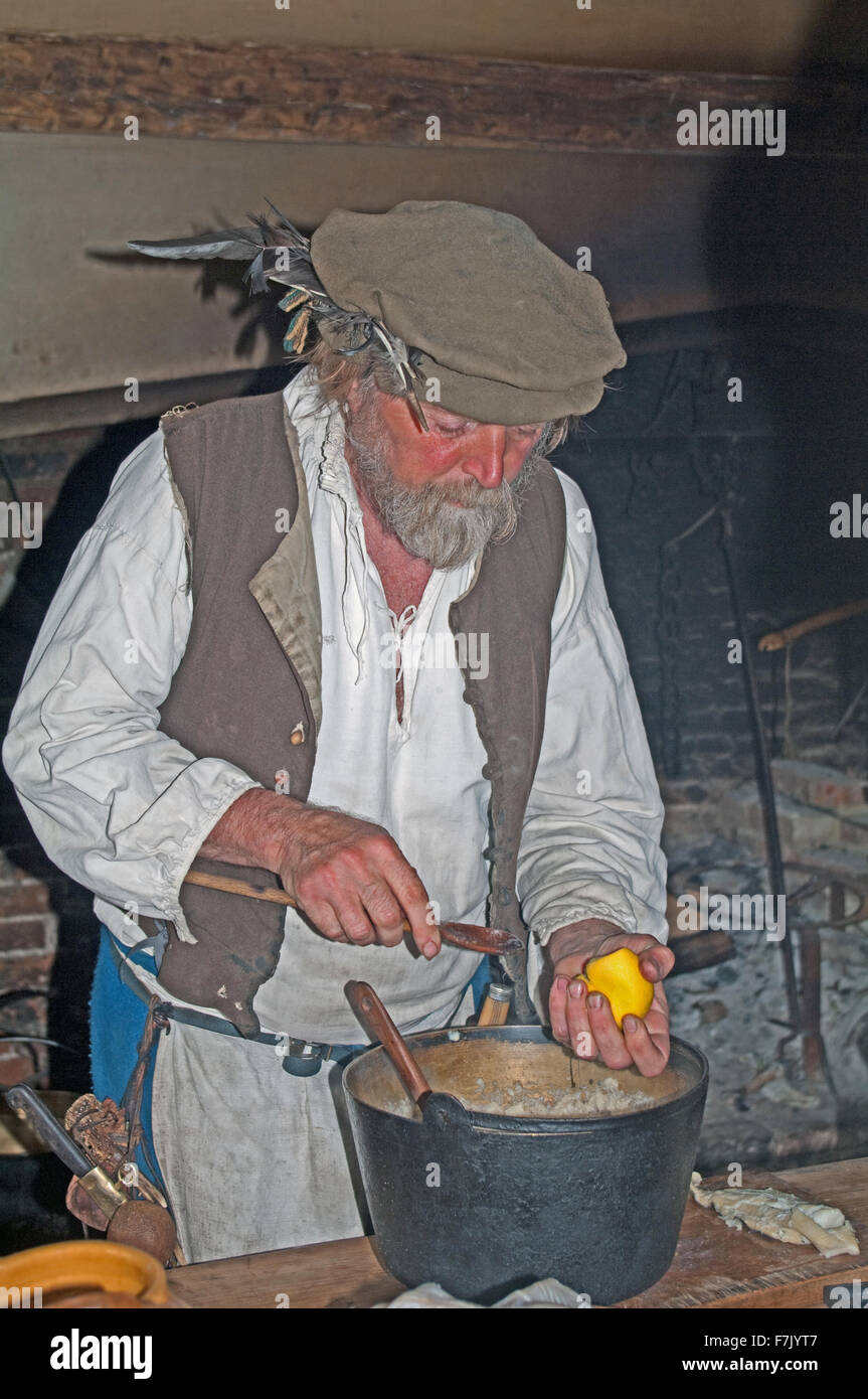 Tudor Cooking Kentwell Hall Re-construction Suffolk Stock Photo - Alamy