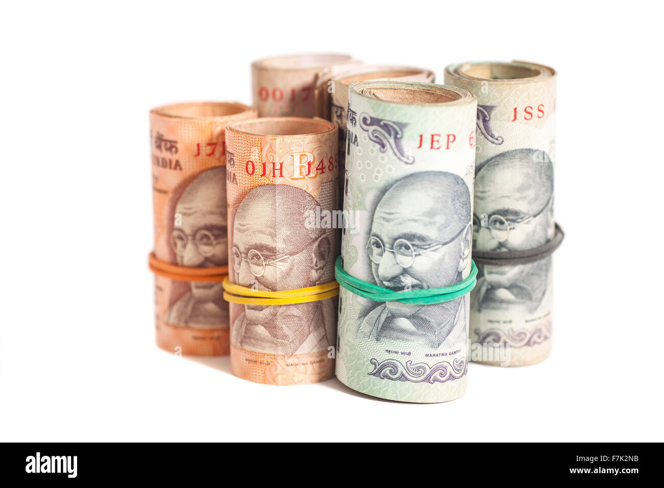Indian currency bundle 100 rupees hi-res stock photography and images ...