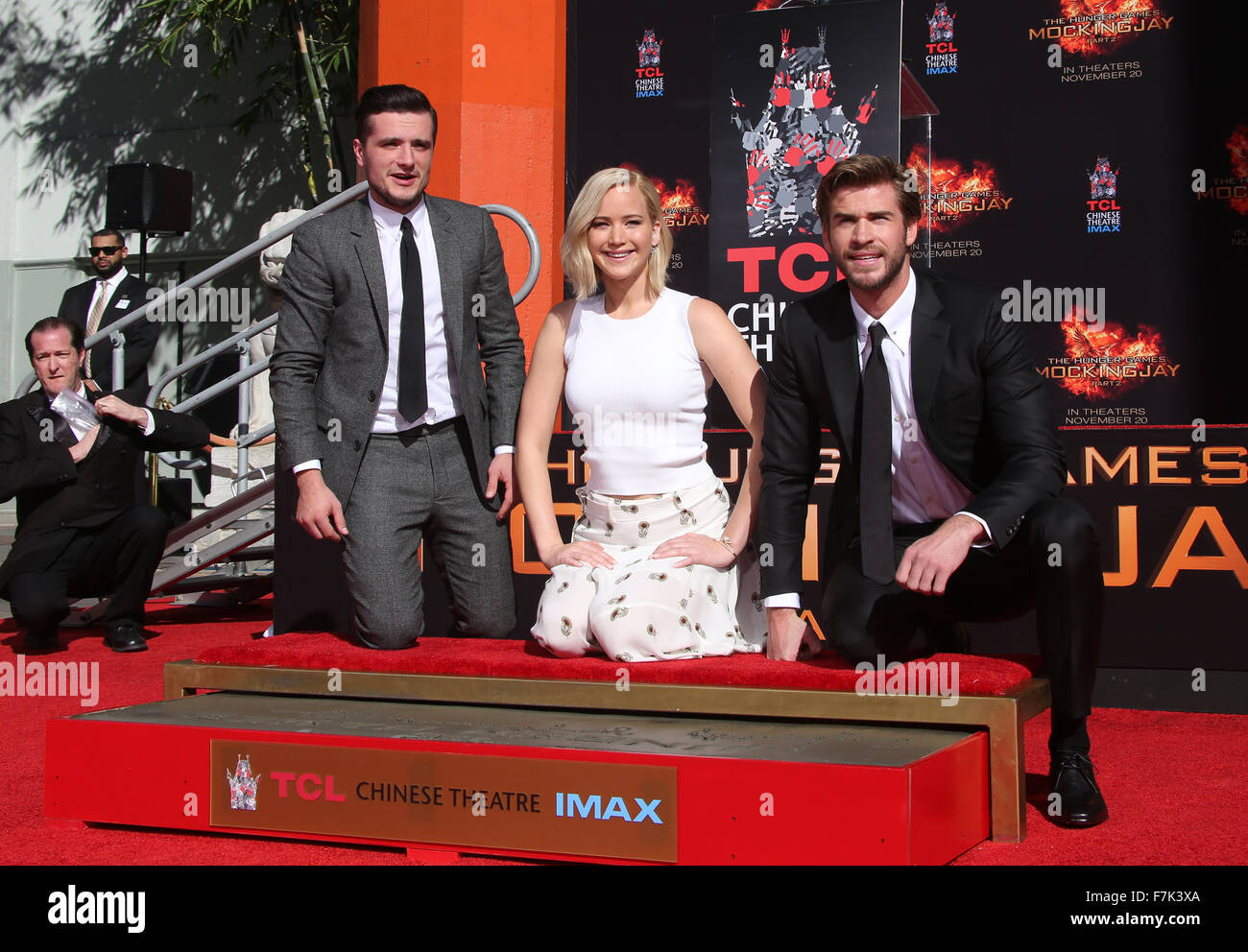 'The Hunger Games: Mockingjay, Part 2' cast hand and footprint ceremony ...
