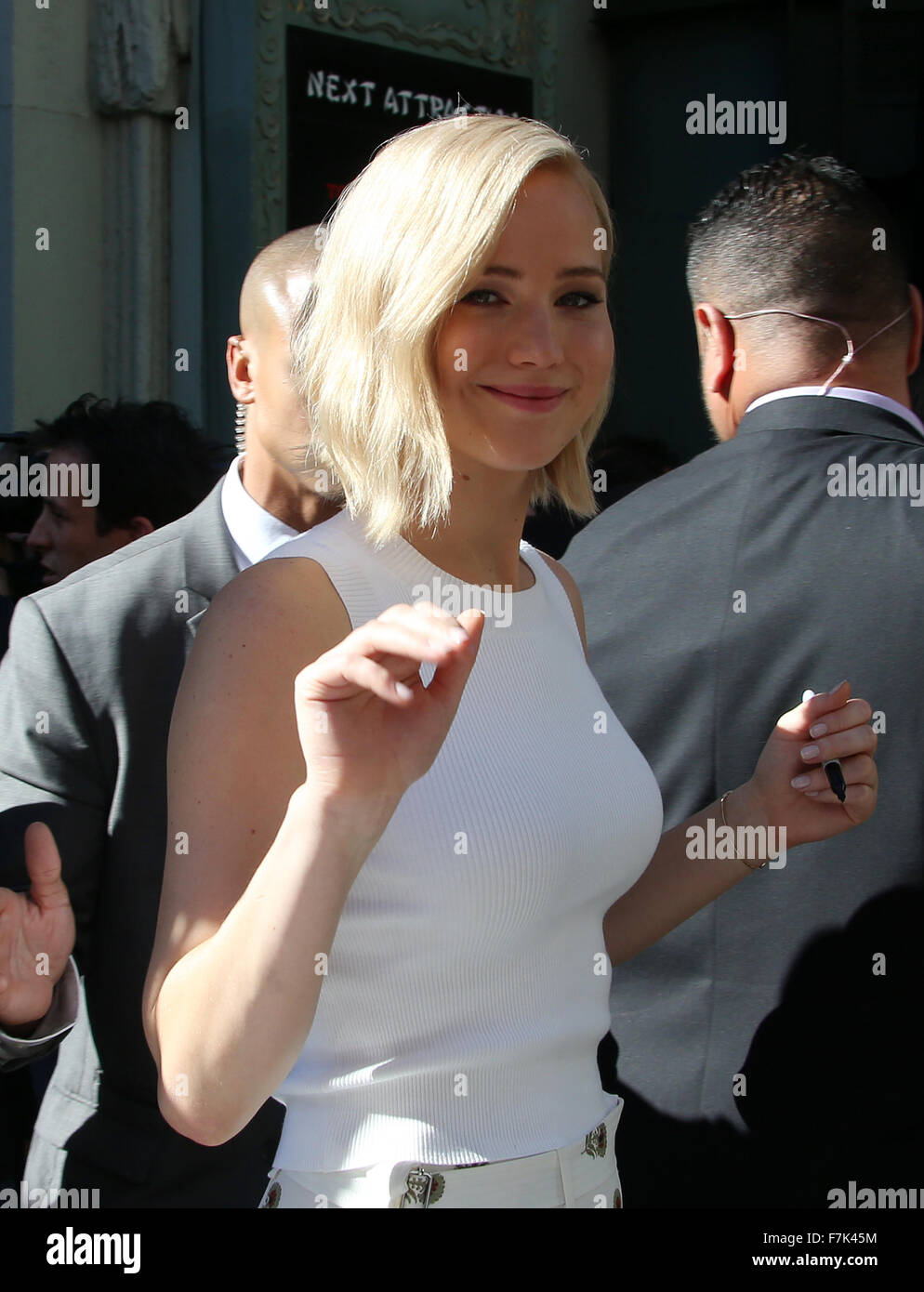 'The Hunger Games: Mockingjay, Part 2' cast hand and footprint ceremony ...