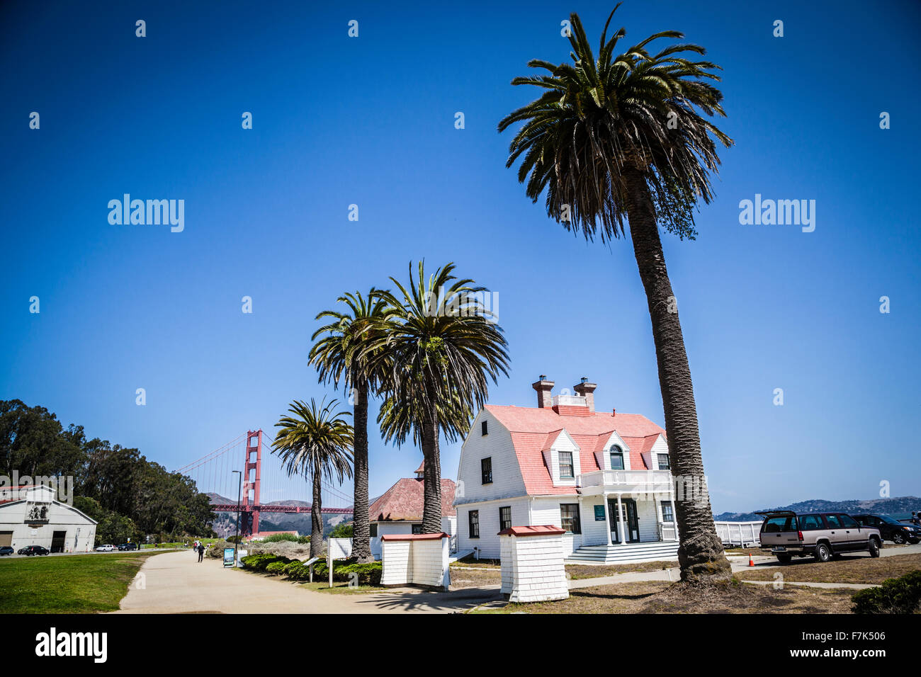 Golden gate bridge san francisco night lights tourist attraction ...
