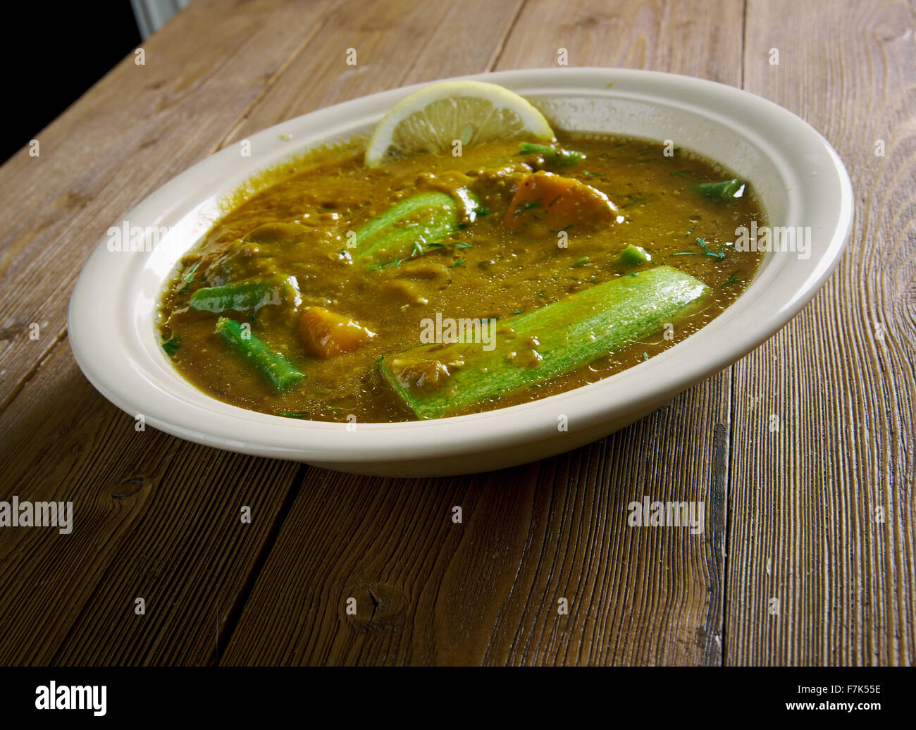 Dalcha Hyderabadi, Indian stew made from mutton, chana dal and Tamarind ...