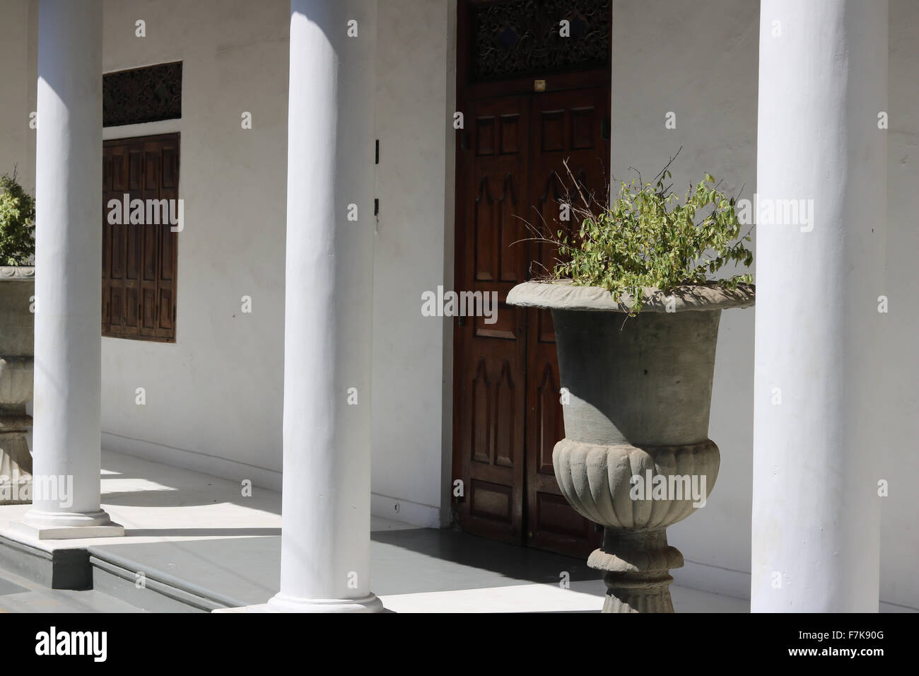 Pot lock hi-res stock photography and images - Alamy