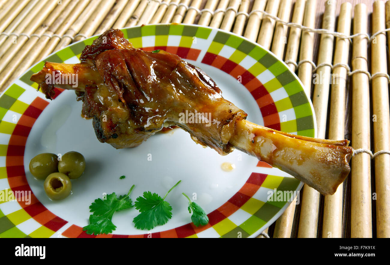 Lechazo asado - Spanish roast lamb Stock Photo - Alamy