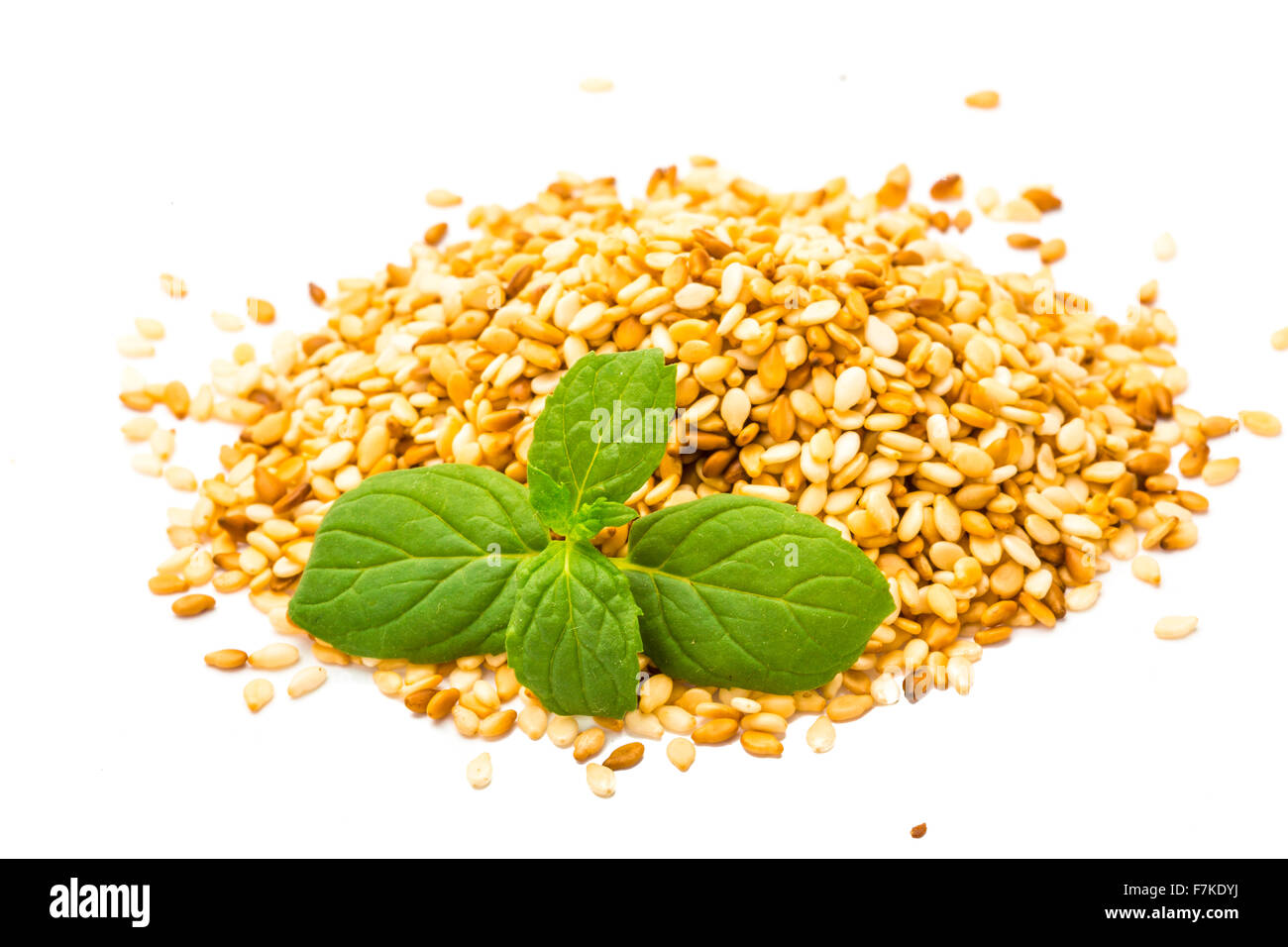 Sesame seeds studio macro shoot Stock Photo - Alamy