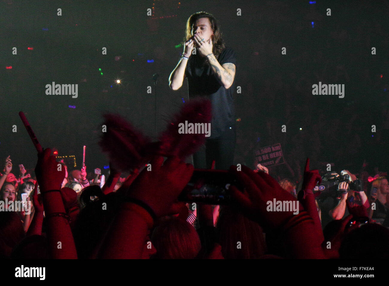 One Direction play their final gig at the Motorpoint Arena Sheffield ...