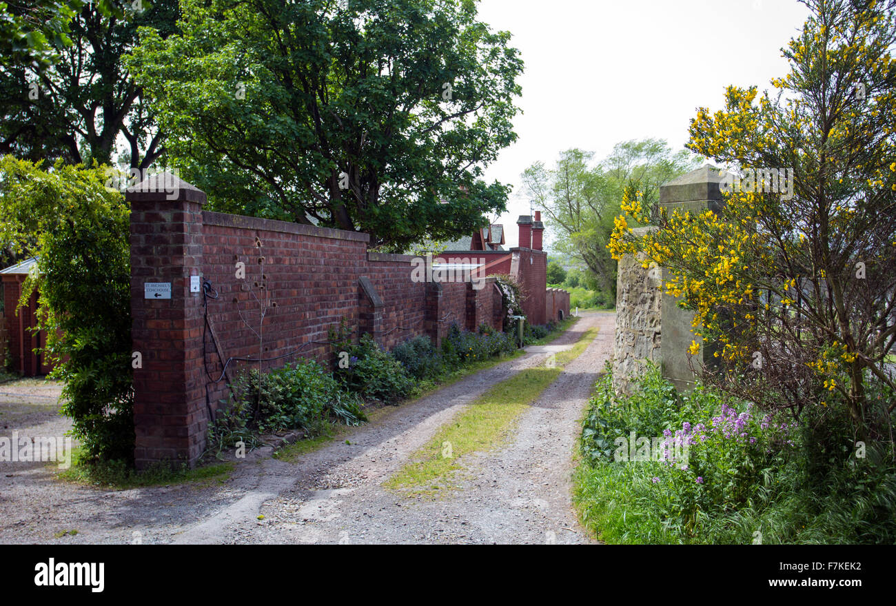 Inveresk narrow country lane Stock Photo - Alamy