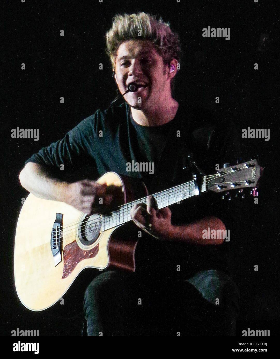 One Direction play their final gig at the Motorpoint Arena Sheffield ...