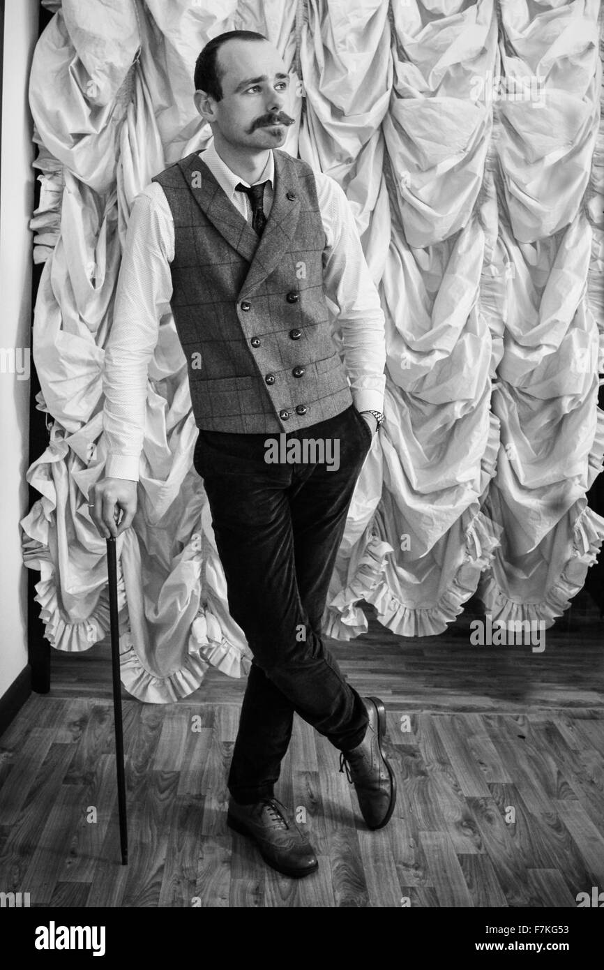 mens vintage fashion Stock Photo - Alamy