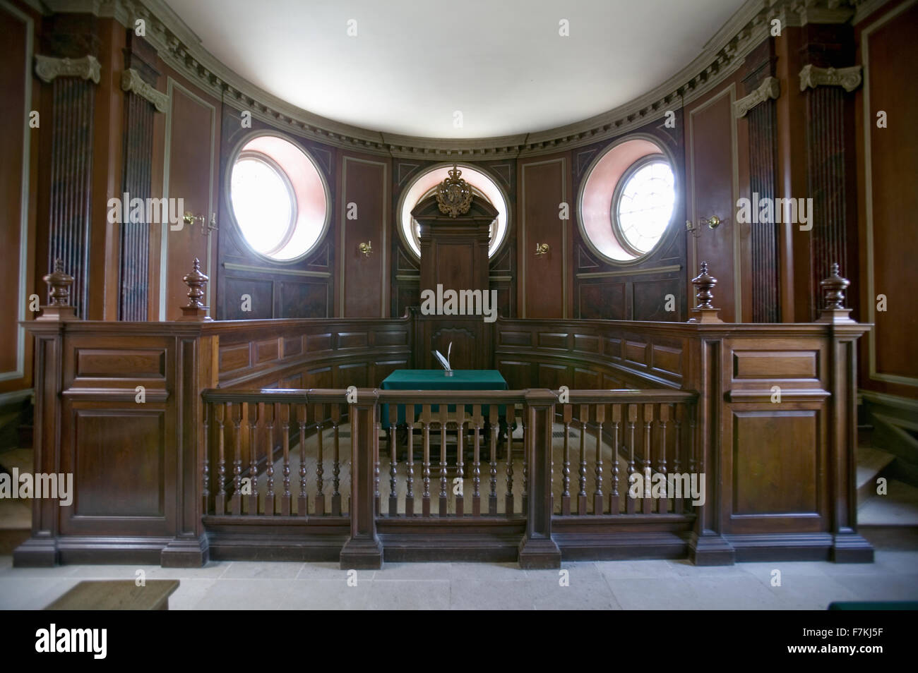 Court room usa hi-res stock photography and images - Alamy