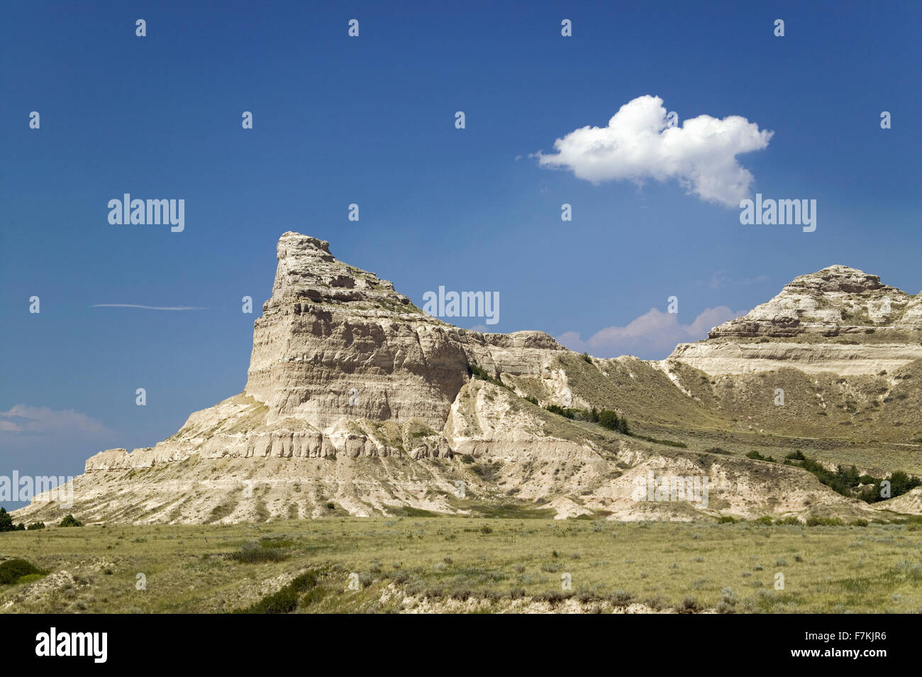 Scotts Bluff National Monument, a site on the Oregon Trail, Scottsbluff ...