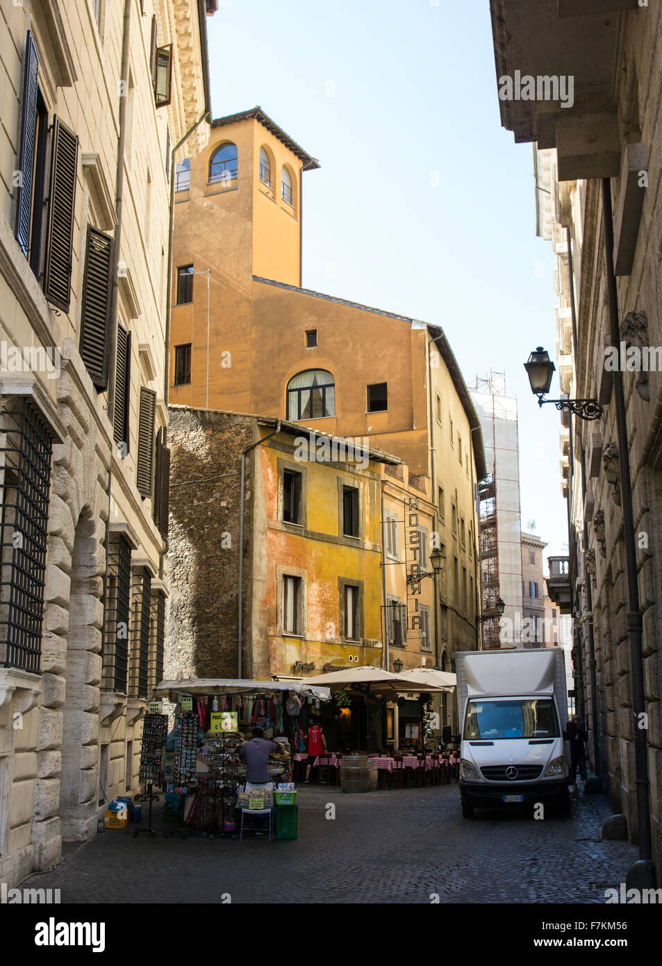 Rome street with market stalls Stock Photo - Alamy