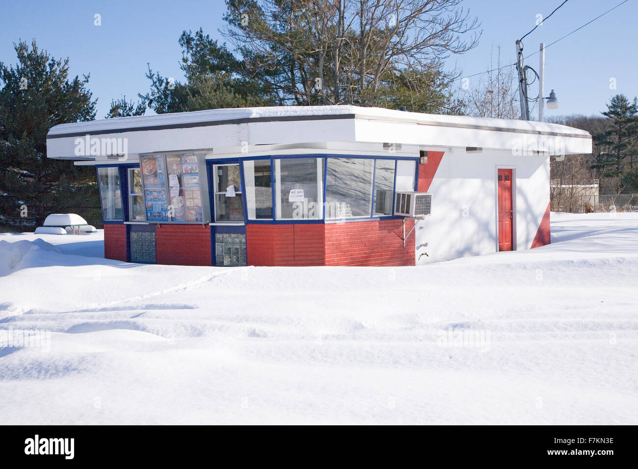 Ice cream stand hi-res stock photography and images - Alamy