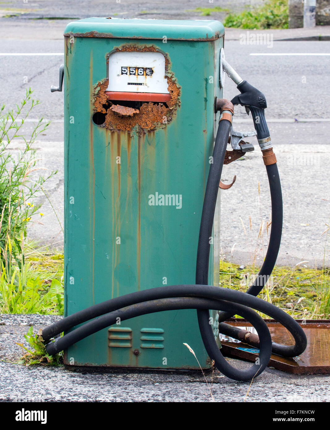 Rusted fuel hose Stock Photo - Alamy
